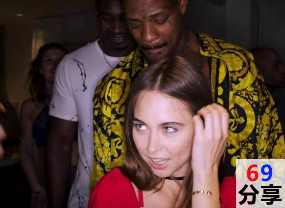 柠檬水-小美女大战6黑佬 [1V-2.1G] - 69分享网